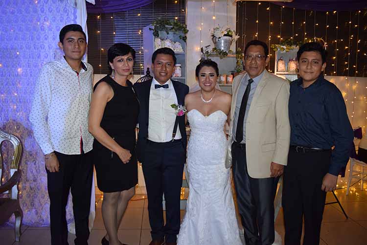 Enlace Matrimonial - Periódico El Orbe.