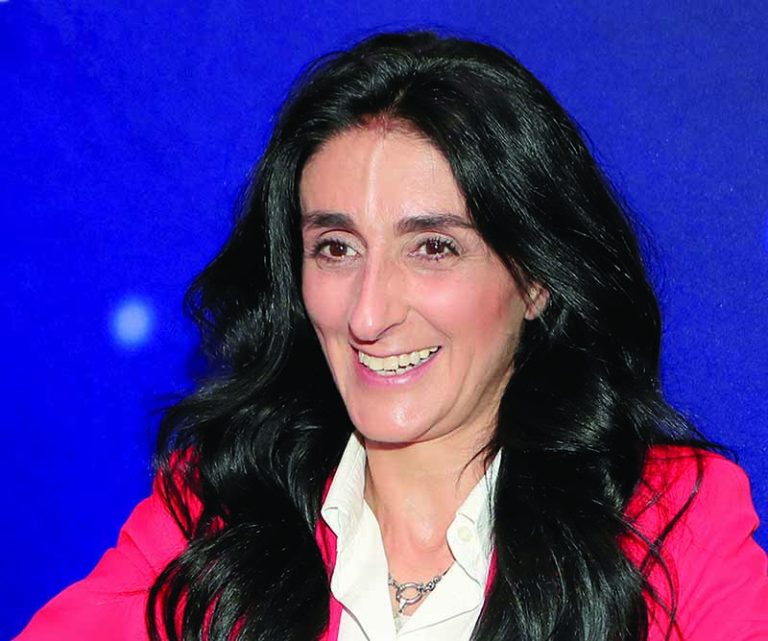 Bárbara Torres Causa Alarma Tras Desmayarse - Periódico El Orbe.